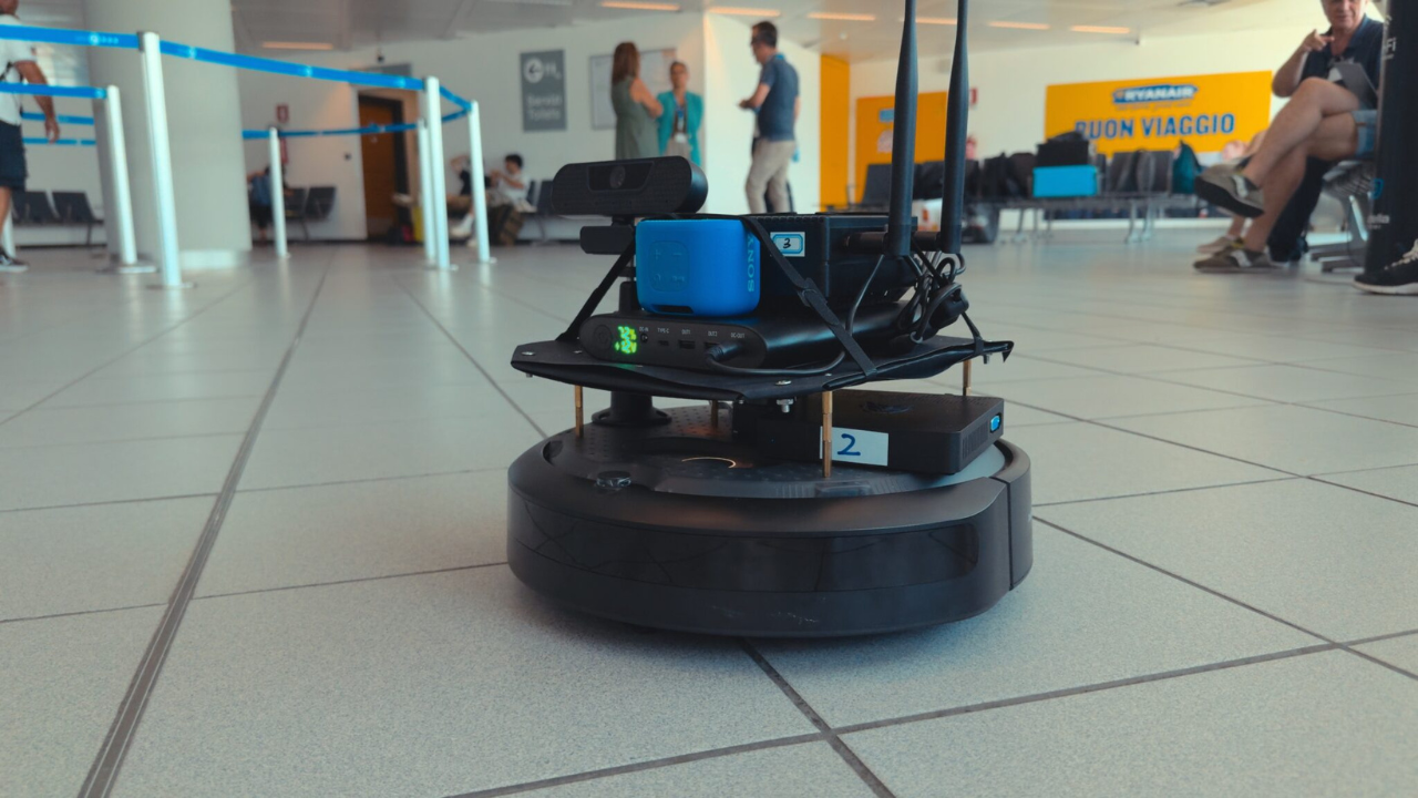 A Torino robot intelligenti per migliorare la gestione aeroportuale ...