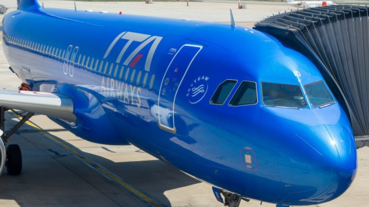 ITA Airways: 22 aerei fermi per i motori difettosi. Perdite stimate fino a 150 milioni ...